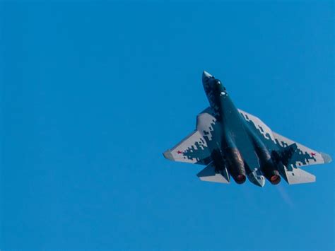 Украйна удари руски стелт изтребител Су-57 ПАК ФА - Свят - Vesti.bg