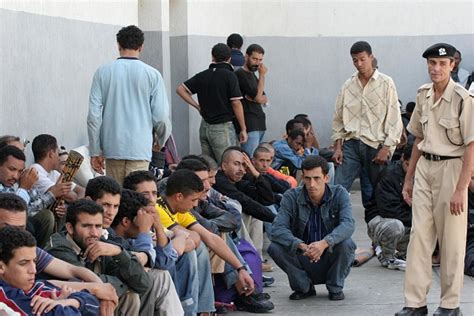 East Libya Forces Stage Deportation Of Egyptian Migrants