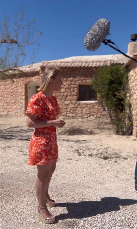 A Place In The Suns Laura Hamilton Involved In Shty Car Crash