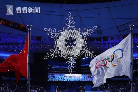 42年前的今天中国首次参加冬奥 对比今昔网友破防了那是第普莱西德刘清扬