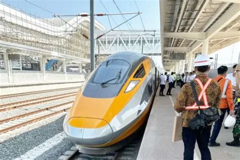 Catat Cara Ke Stasiun Kereta Cepat Halim Naik Krl Lrt Dan Transjakarta