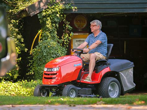 Why Choose A Simplicity Lawn Mower For Your Garden