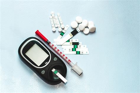 당뇨병 환자의 혈당 측정 도구 0명에 대한 스톡 사진 및 기타 이미지 0명 개념 개념과 주제 Istock