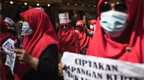 Perdagangan Manusia Terbesar Terungkap Saya Dijual Ke Irak Diperkosa