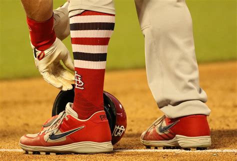What Pros Wear Paul Goldschmidts Stance Cardinals Pro Otc Socks