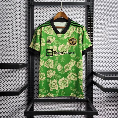 Reecy™️🇺🇬 On Twitter Manchester United Fans Which One Are You Buying