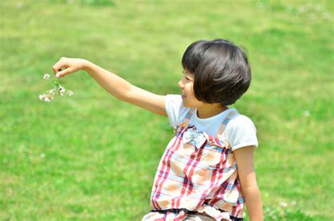 「横顔ボブ女の子」の写真素材 118件の無料イラスト画像 Adobe Stock