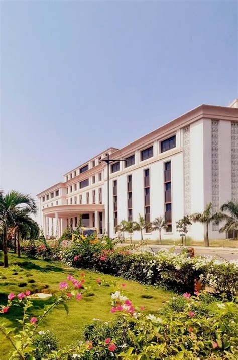 Vit Vellore B Tech M Tech Software Engineering Fees 2025 Course Duration Dates Eligibility