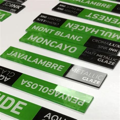 Placas De Metacrilato Rotuladas Con Impresion Low Cost