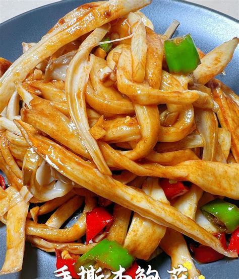 香辣过瘾的手撕杏鲍菇，比肉还好吃，答应我，一定要试试这道菜