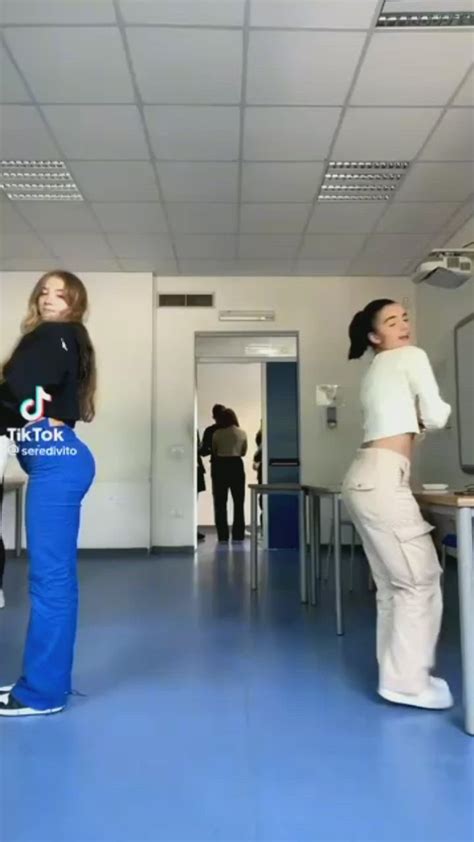 Bff Video Ideas In Best Friend Challenges Bff Video Sleepover Things To Do