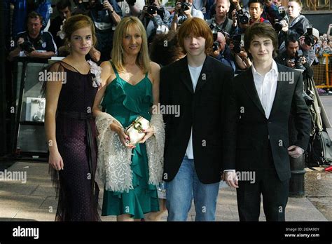 Daniel Radcliffe And Emma Watson Holding Hands