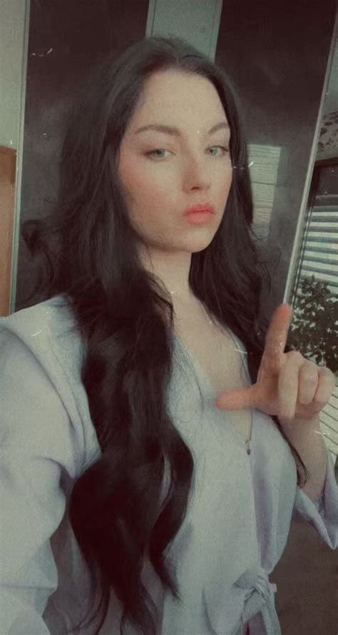 Göttin Sophia on Twitter RT herrin sophia99 Dein Mini zuckt bei
