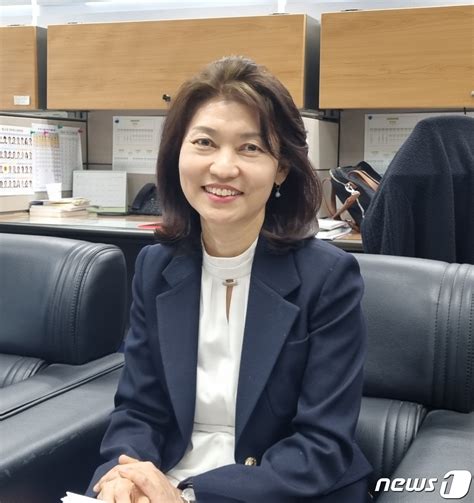 전북출신 조국혁신당 11번 강경숙 후보 교육·복지 분야에 전력