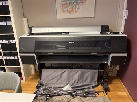 Large Format Printer Epson Stylus Pro 9700 Ps Auction We Value The Future Largest In Net