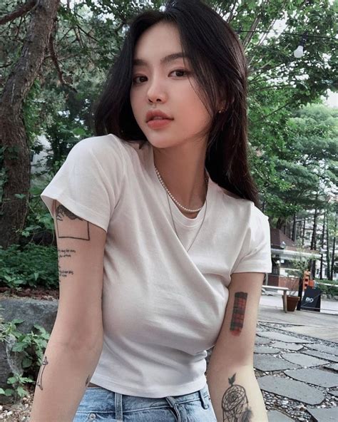 Pin Op Korean Gurls