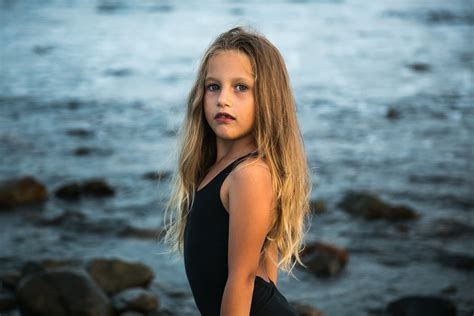 Alexis Sister Through My Lense On Behance