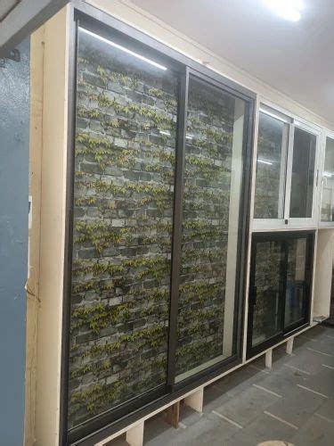 Modern Powder Coated Three Track Aluminium Sliding Window For Home At