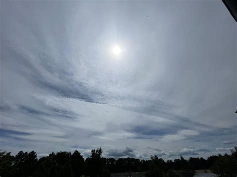 Is This Cirrostratus Or Altostratus R Clouds