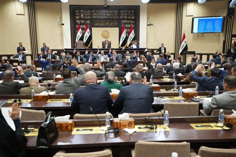 البرلمان يصوت على مشروع قانون التعديل الرابع لقانون الاستثمار الصناعي