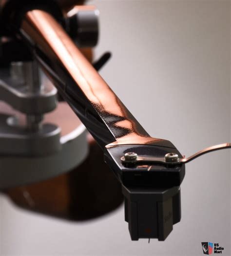 VPI Avenger Reference