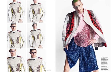 Editorial Peacocking