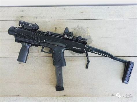 个人防卫利器FAB defense公司KPOS手枪卡宾转换套件