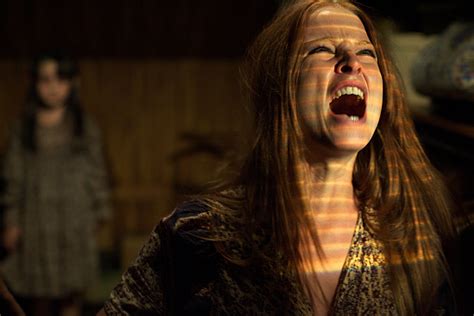 The Horror Club Dvd Review The Amityville Horror 2005