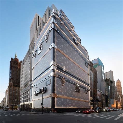 Louis Vuitton And Murakami Create Nyc Pop Up Informed By Tokyo Hotels