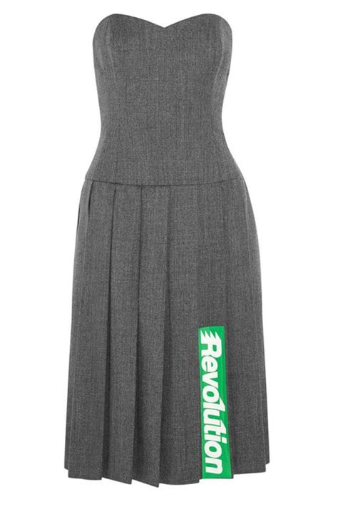 16 Ways To Make A Fashion Statement Literally Clothes With Sayings