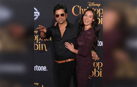 John Stamos Cant Stop Gushing Over Wife Caitlin Mchugh