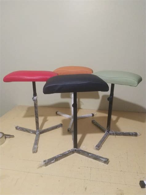 Подставка для ног Тринога для педикюра Тренога 390 грн Для манікюру і педикюру Харків на Olx