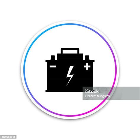자동차 배터리 아이콘 흰색 배경에 고립입니다 축 압 기 배터리 에너지 전력 및 전기 축 압 기 배터리 번개 볼트 기호입니다