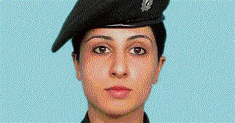 Army To Get First Woman Adc To Commander