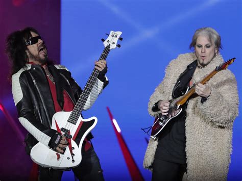 John 5 Doesnt Improvise In Mötley Crüe Songs Because Itll Be Like
