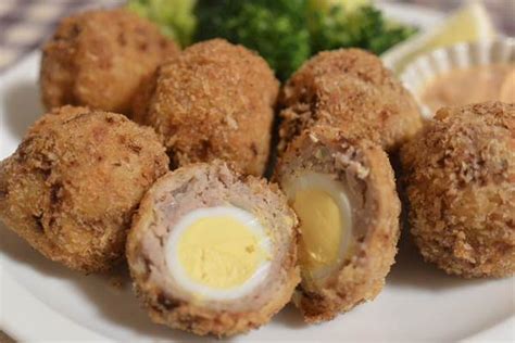 一口サイズの簡単レシピ『うずら卵のスコッチエッグ』の作り方 ビール女子 レシピ スコッチエッグ 食べ物のアイデア レシピ