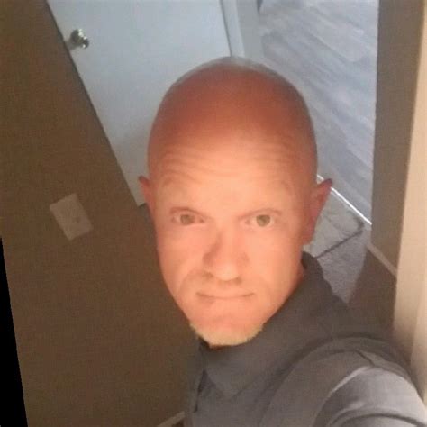 Jonathan Lindow Car Sales Consultant Ed Morse Automotive Group Linkedin