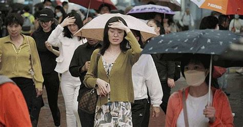 日間多雲有幾陣雨 最高氣溫21°c