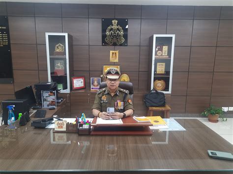 उत्तिष्ठ भारत रेखा त्रिपाठी को उत्तिष्ठ भारत महिला परिषद महाराष्ट्र प्रदेश अध्यक्ष बनाए जाने