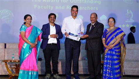 Kiit Faculty Conferred With The Best Faculty Award At Aimers Annual