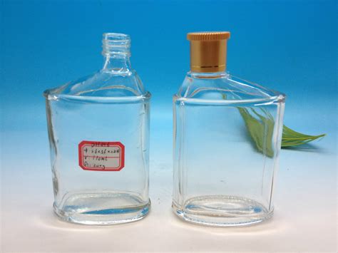 现货125ml塑料盖劲酒玻璃瓶 2两半酒瓶 黄酒 葡萄酒瓶 阿里巴巴