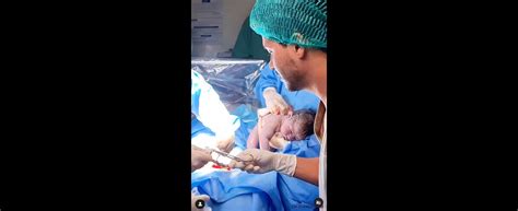 Foto Filho De Arthur Aguiar E Jheny Santucci Nasceu E Fez O Ator