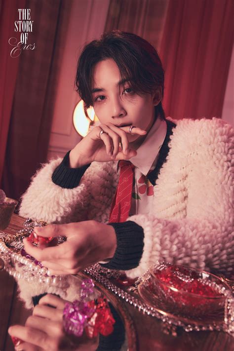Malewife Mingyu Book Club