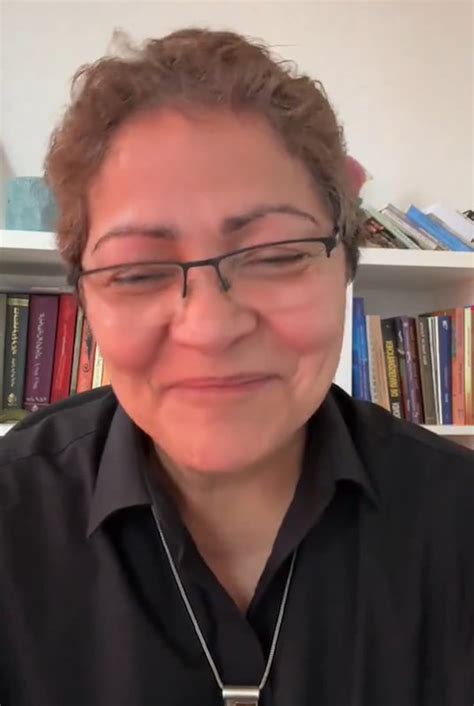 بالاترین توصیف به جا و درست شادی امین در مورد رضا پهلوی و امیر حسین اعتمادی ویدئو