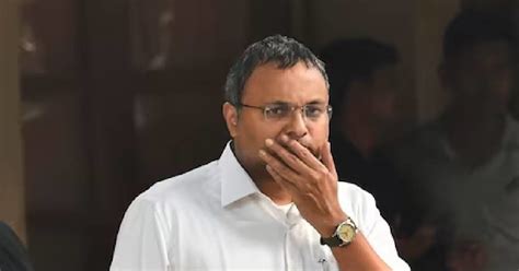 कार्ति चिदंबरम को कोर्ट ने दी विदेश यात्रा की इजाजत 1 करोड़ के सिक्