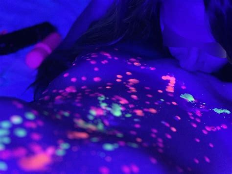 She Couldnt Resist My Canvas Rblacklightbodies