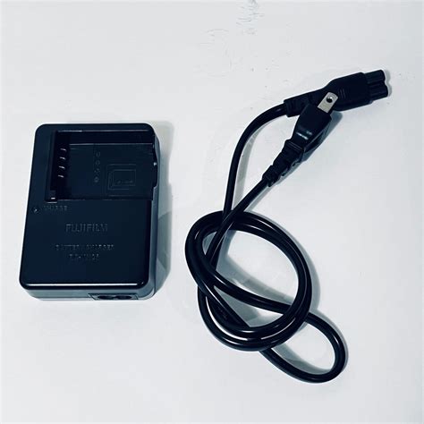 Yahooオークション Bc W126 Fujifilm 純正バッテリーチャージャー