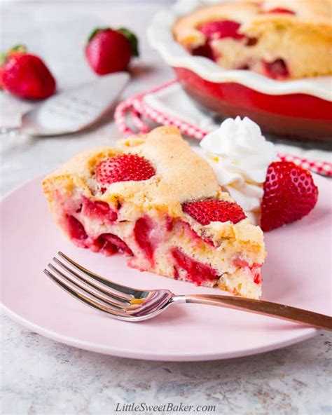 Strawberry Cake Recipe Easy