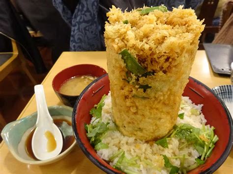 沼津の「丸天」で巨大なタワーかき揚げ丼を食す！ 夫婦の晩餐