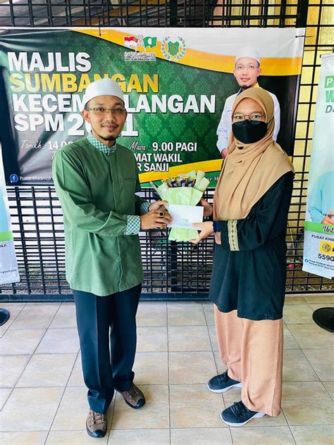 Pelajar Cemerlang SPM 2021 Dirai ADUN Guar Sanji Berita Parti Islam